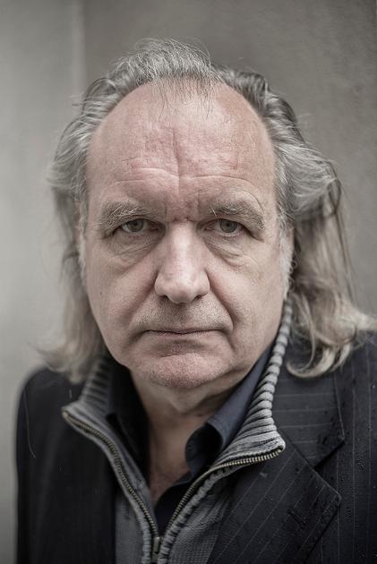 Armwoede / Pauvérité / Powerty: 'Moeder waarom werken wij?' | BRUZZ